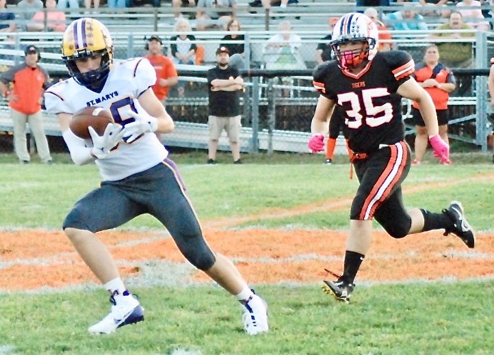 Wirt County rolls past St. Marys, 42-7 | News, Sports, Jobs - News and ...